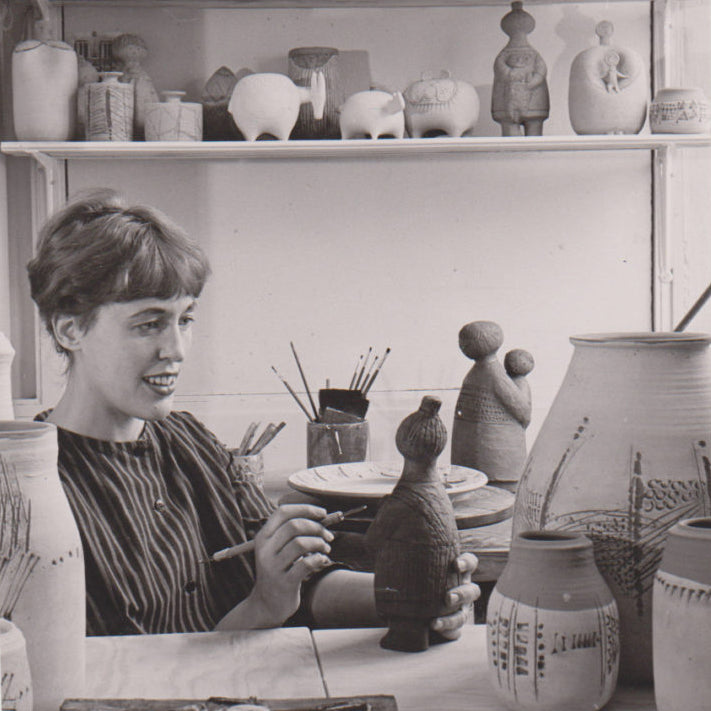 Knock On 7 ABOUT WORK (Lisa Larson Interview)